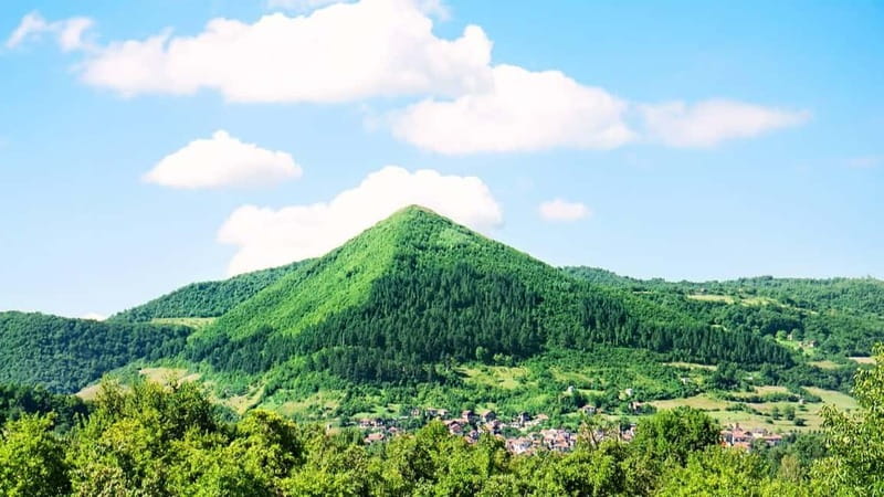 Bosnian Pyramid: The Worlds Largest Pyramid (From Sarajevo)